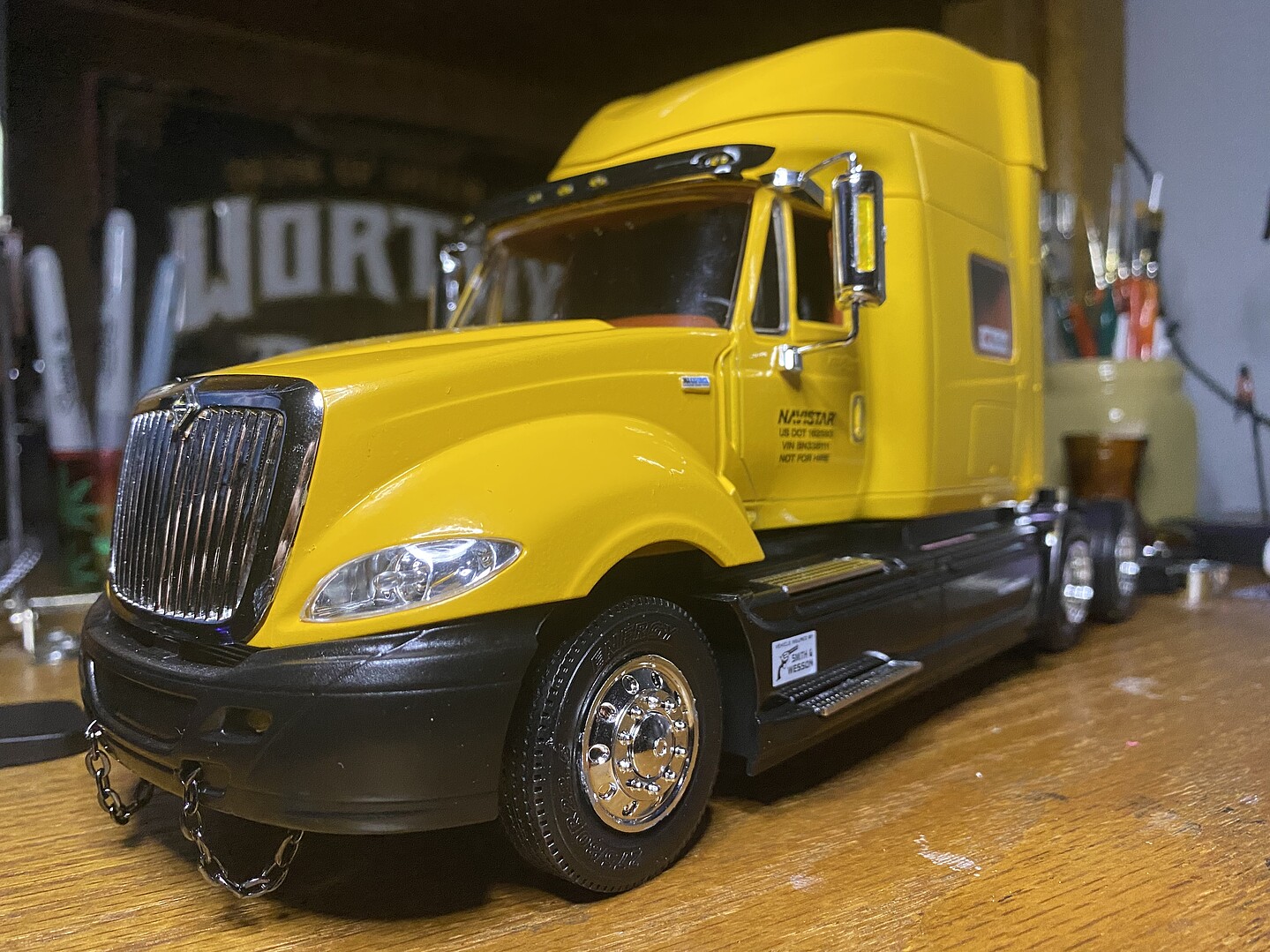 International ProStar -- Plastic Model Truck Kit -- 1/25 Scale -- #1301 ...
