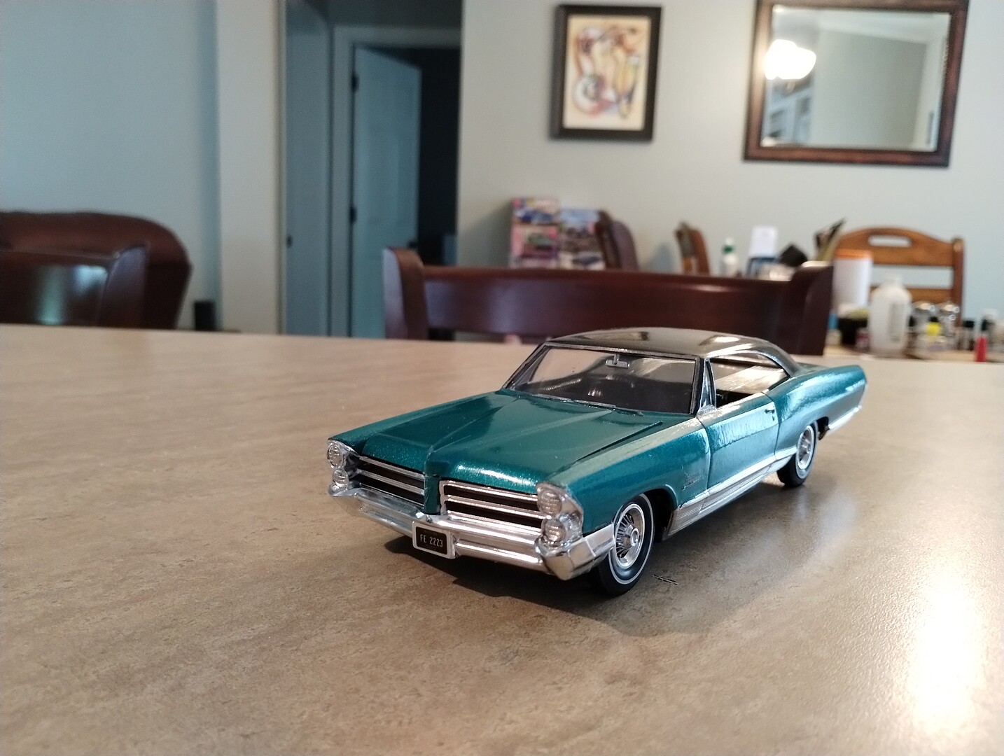 1965 Pontiac Bonneville -- Plastic Model Car Vehicle Kit -- 1/25 Scale ...