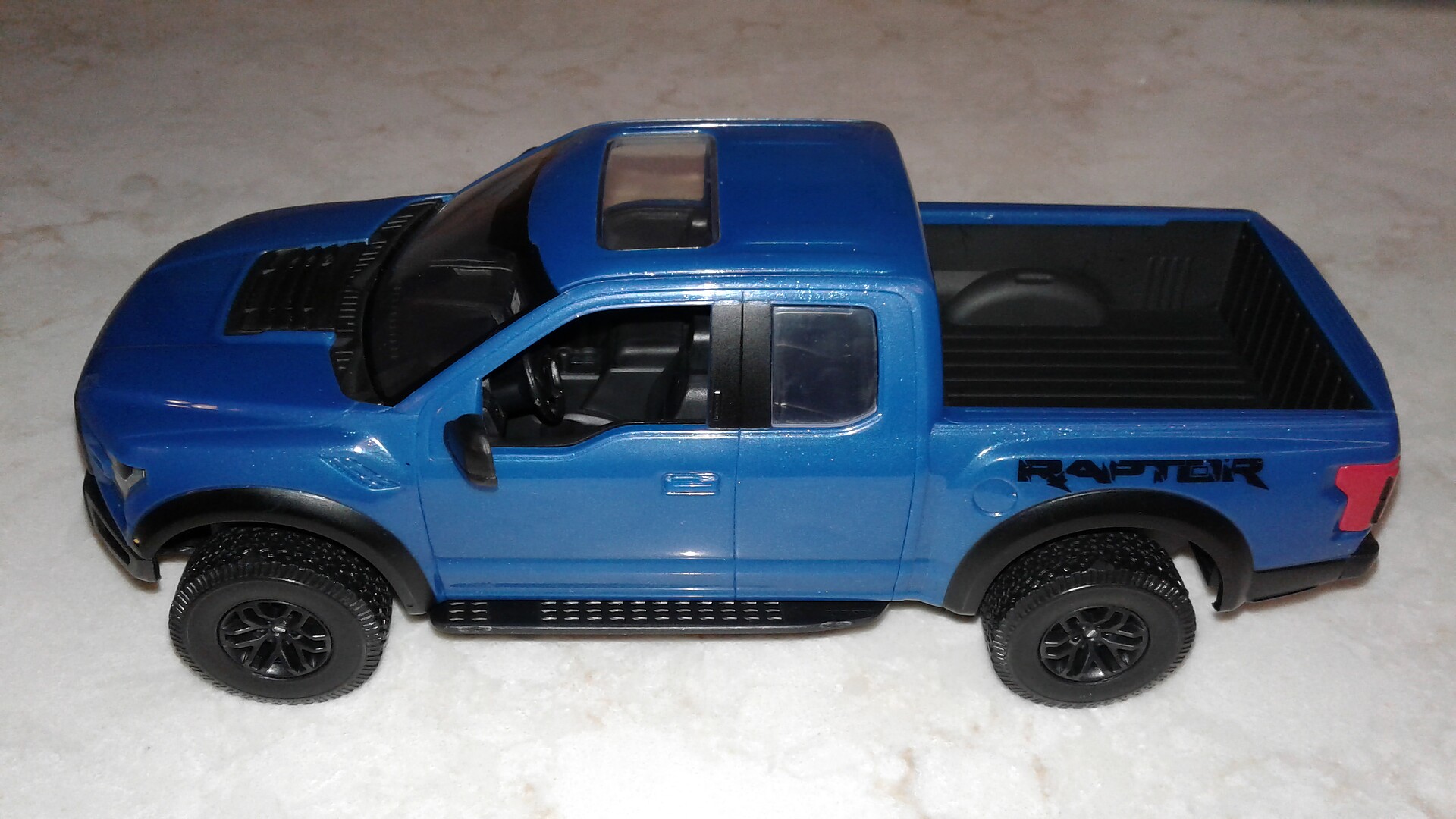 Quick Build Ford F150 Raptor Pickup Truck (Snap) -- Snap Tite Plastic ...