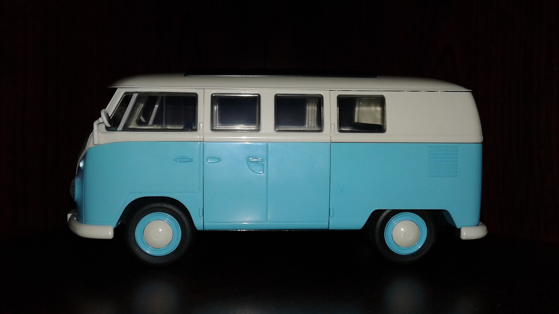 Quick Build VW Camper Bus (Blue) -- Plastic Model Car Vehicle Kit -- No ...