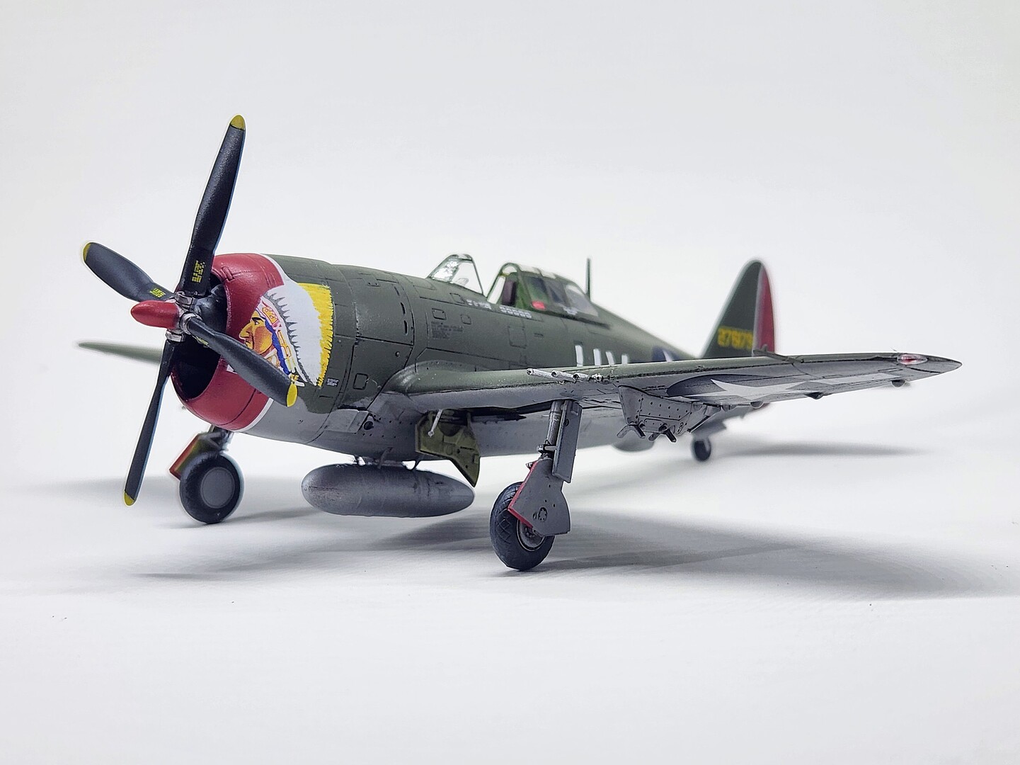 P-47D Thunderbolt Razorback -- Plastic Model Airplane Kit -- 1/72 Scale ...