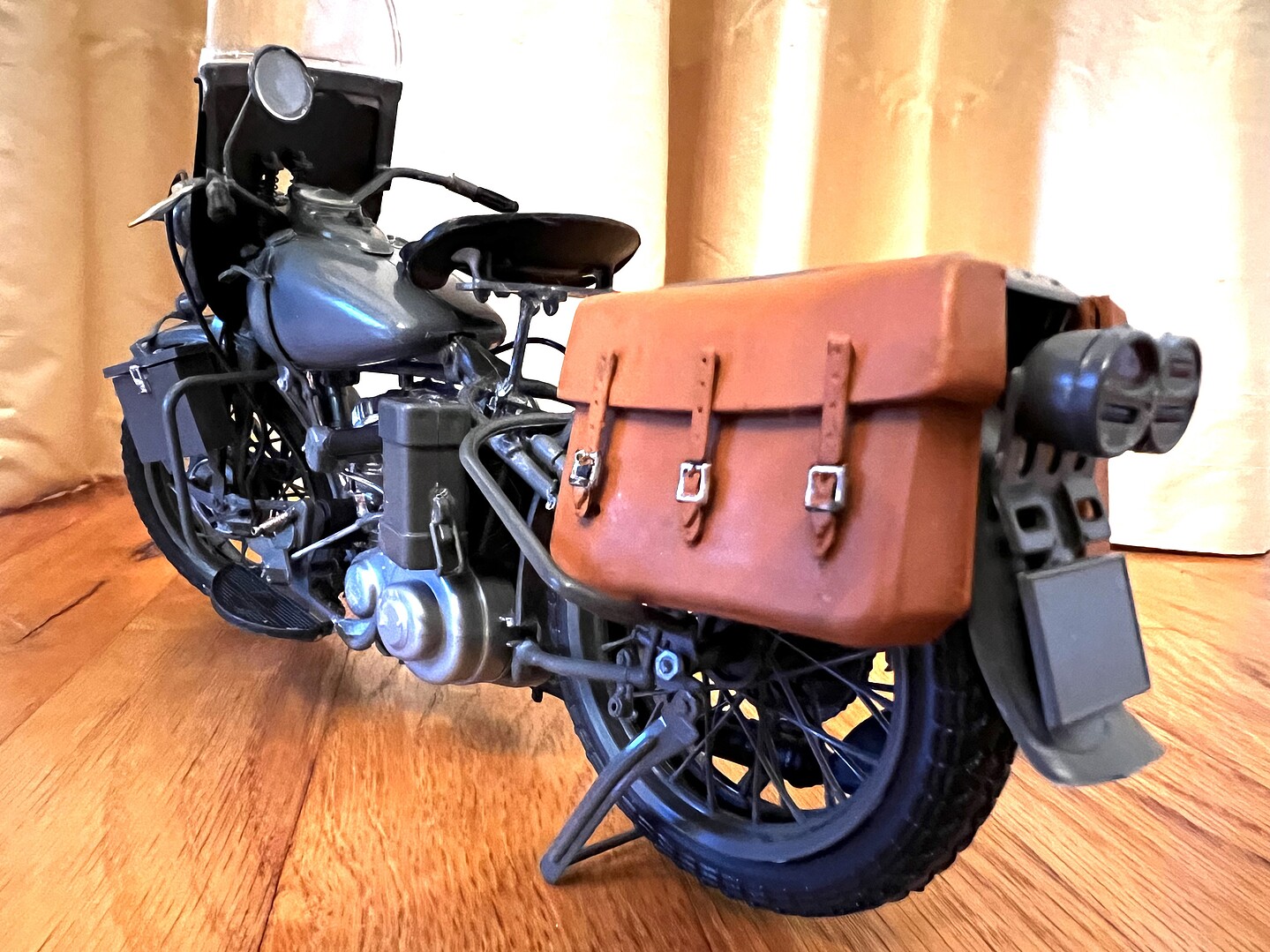 US Army WWII Motorcycle WLA-45 -- Plastic Model Motorcycle -- 1/9 Scale ...