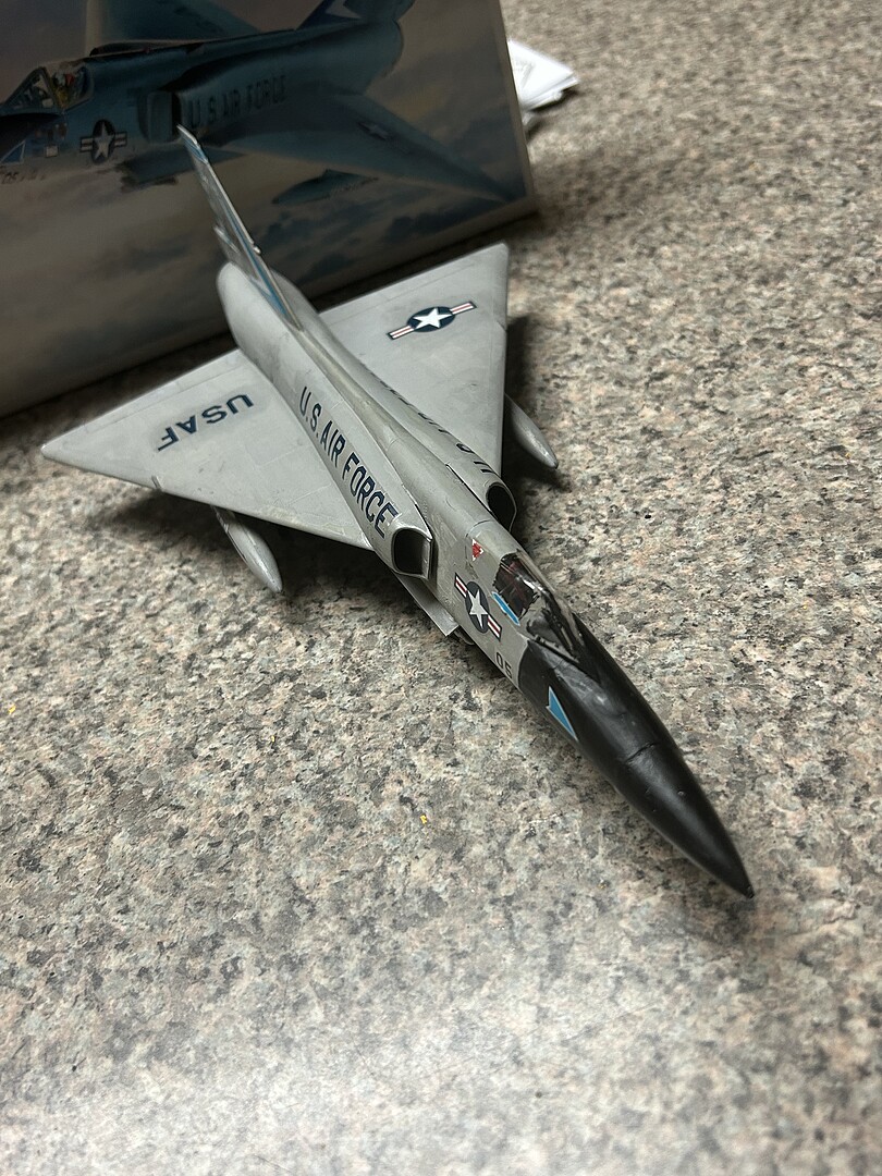 F-106A Delta Dart -- Plastic Model Airplane Kit -- 1/72 Scale -- #00341 ...