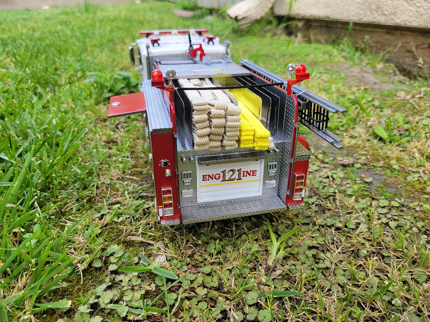 '02 American LaFrance Eagle Fire Pumper -- Plastic Model FIretruck Kit ...