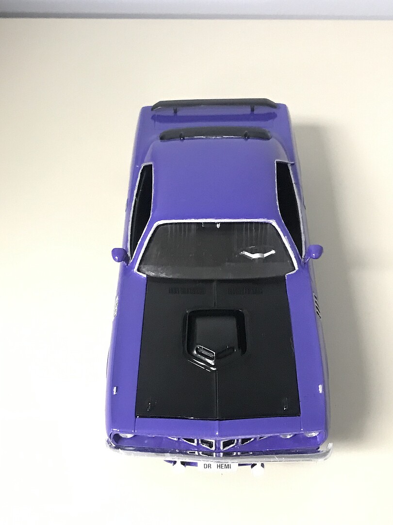 1971 Hemi Cuda 426 -- Plastic Model Car Kit -- 1/24 Scale -- #852943 ...