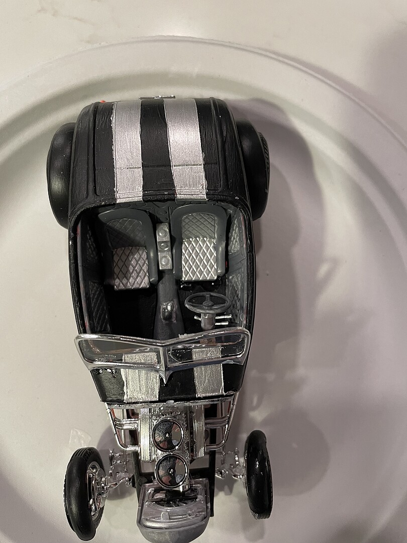 '32 Ford Roadster -- Plastic Model Car Vehicle Kit -- 1/25 Scale ...