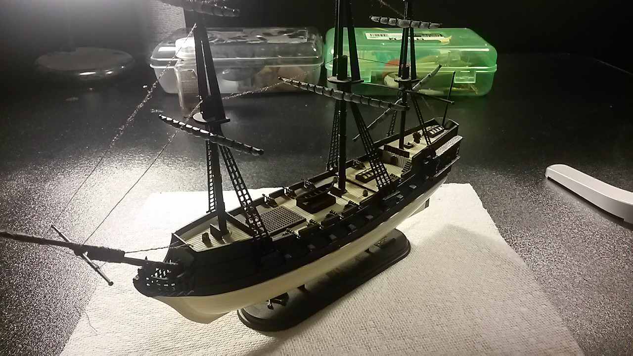 Pirate Ship Black Diamond -- Snap Tite Plastic Model Ship Kit -- 1/350 ...