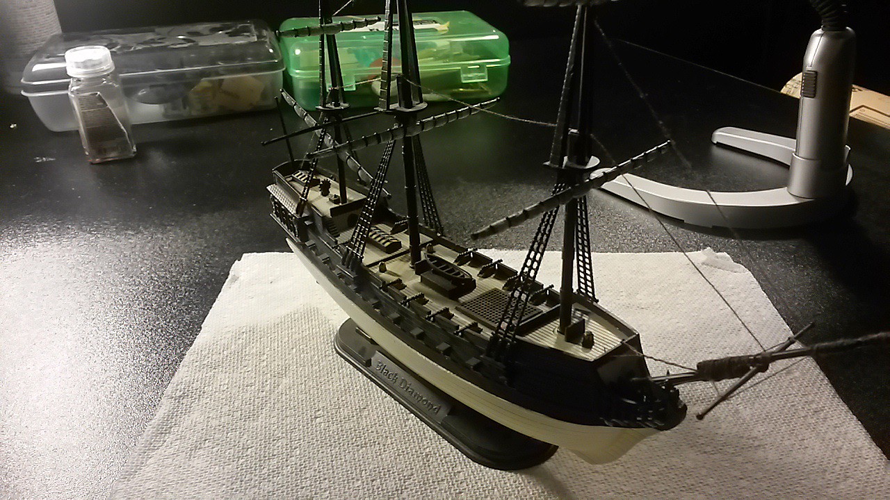 Pirate Ship Black Diamond -- Snap Tite Plastic Model Ship Kit -- 1/350 ...