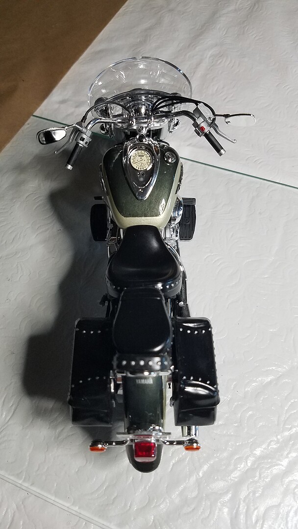 Yamaha XV1600 Road Star Custom -- Plastic Model Motorcycle Kit -- 1/12 ...