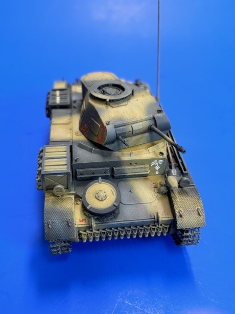 German Panzer II Ausf F Tank North Africa -- Plastic Model Tank Kit ...