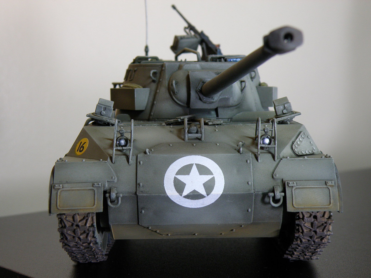 M18 Hellcat US Army Tank -- Plastic Model Military Vehicle Kit -- 1/35 ...