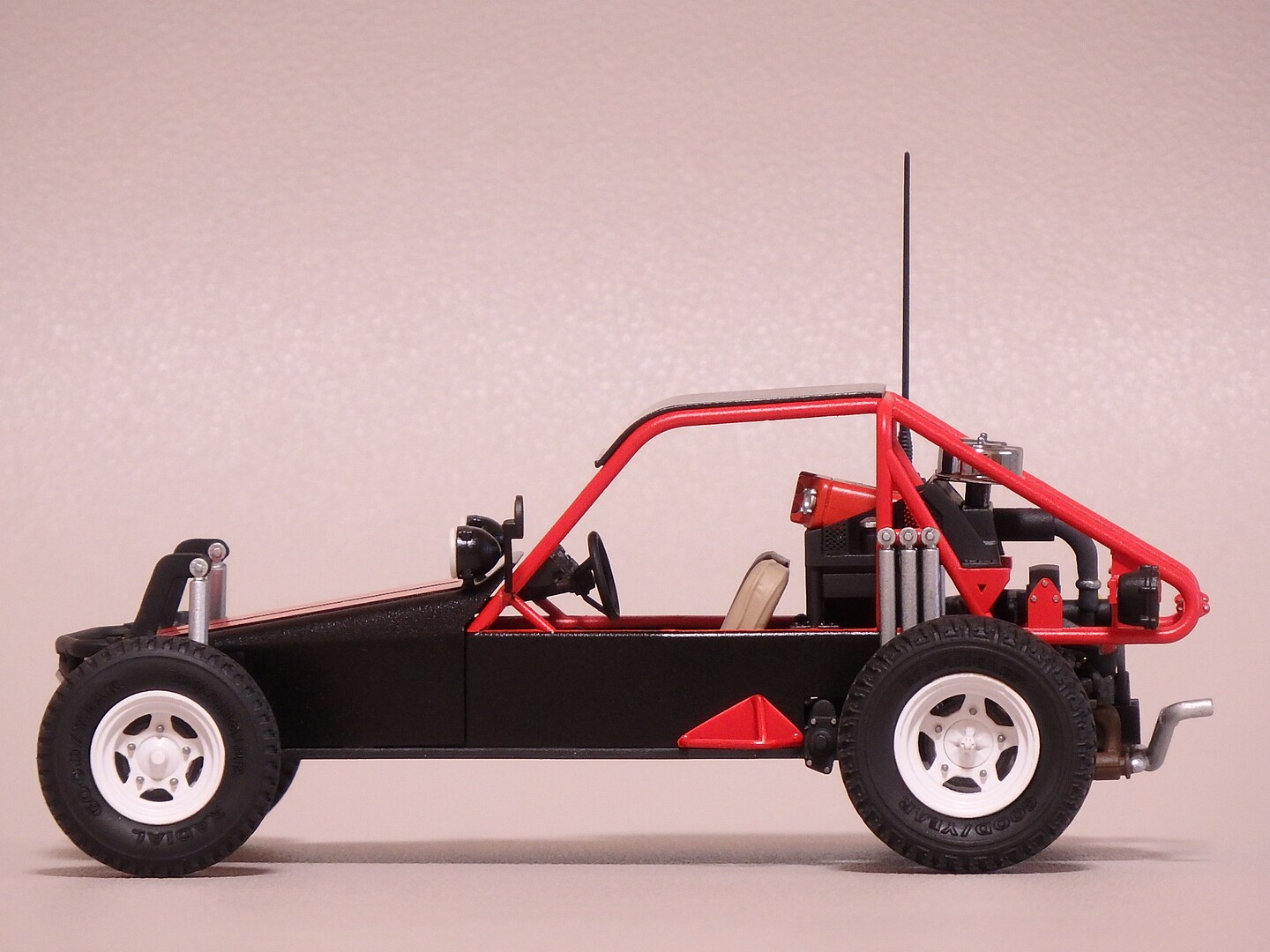 DELTA FORCE Fav -- Plastic Model Military Vehicle Kit -- 1/35 Scale ...