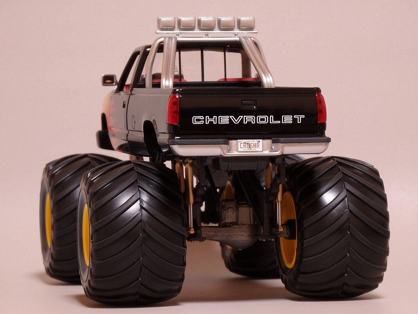 '88 Chevy Silverado Monster Truck -- 1/24 Scale Plastic Model Vehicle ...