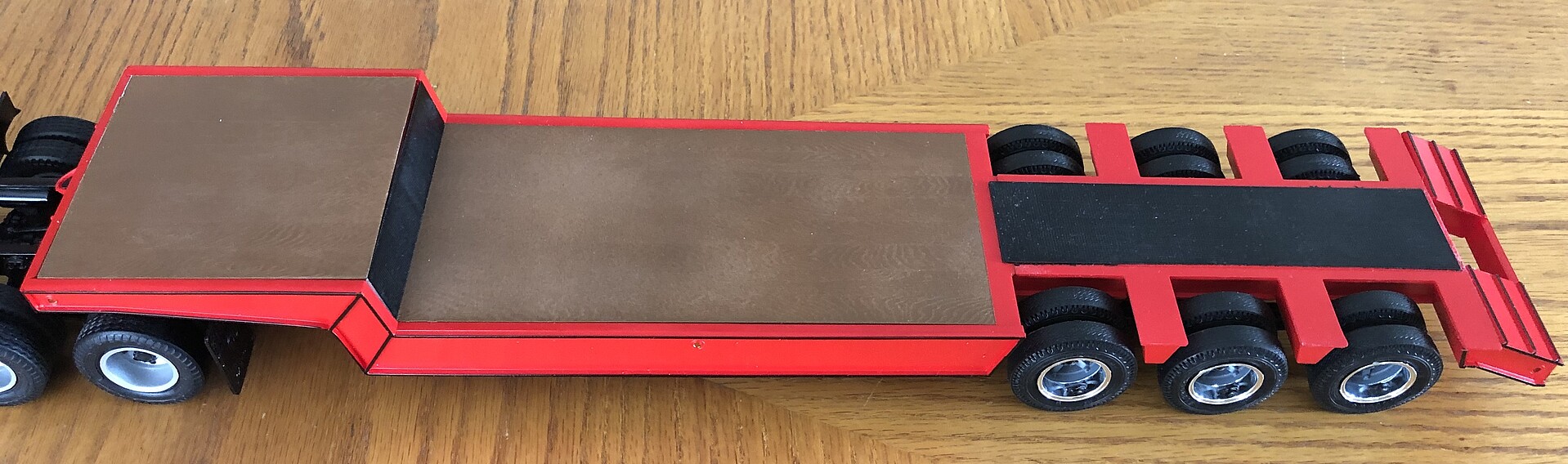 880 Lowboy Trailer with load -- Plastic Model Truck Vehicle Kit -- 1/25 ...