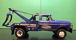 Gallery Images of Moebius 1972 Ford F-350 Wrecker 4x4 High Side