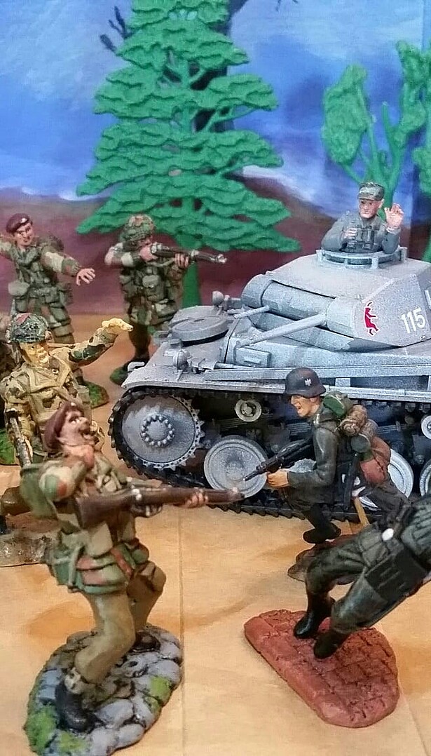 German Panzerkampfwagen II -- Plastic Model Military Vehicle Kit -- 1/ ...