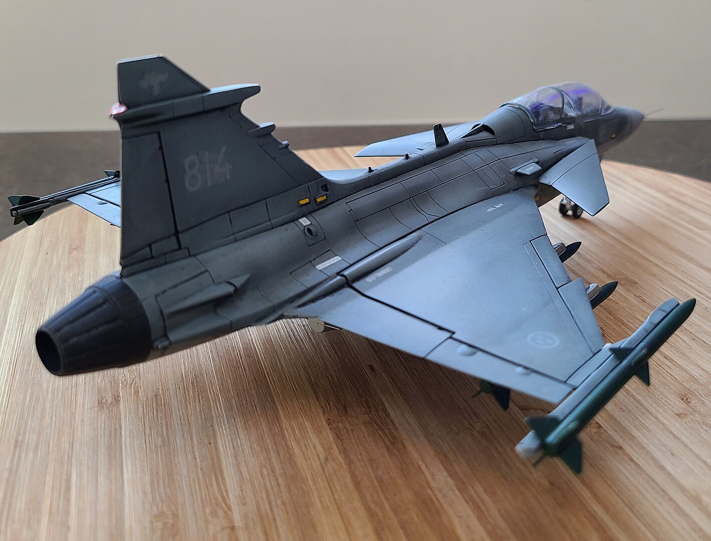 JAS 39 A Gripen -- Plastic Model Airplane Kit -- 1/48 Scale -- #552638 ...