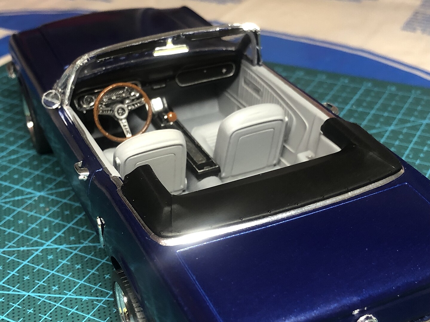 1966 Ford Mustang Fastback -- Plastic Model Car -- 1/25 Scale -- #1305 ...