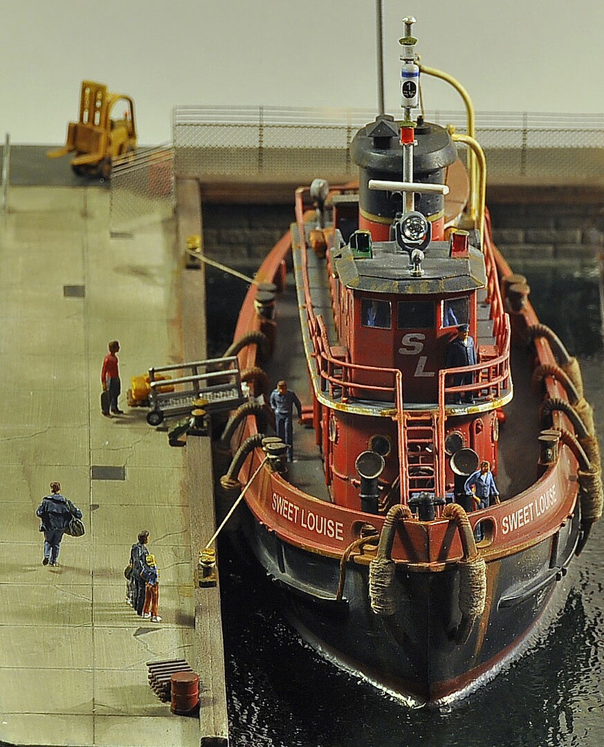 Harbour Tug Boat -- Plastic Model Ship Kit -- 1/108 Scale -- #05207 ...