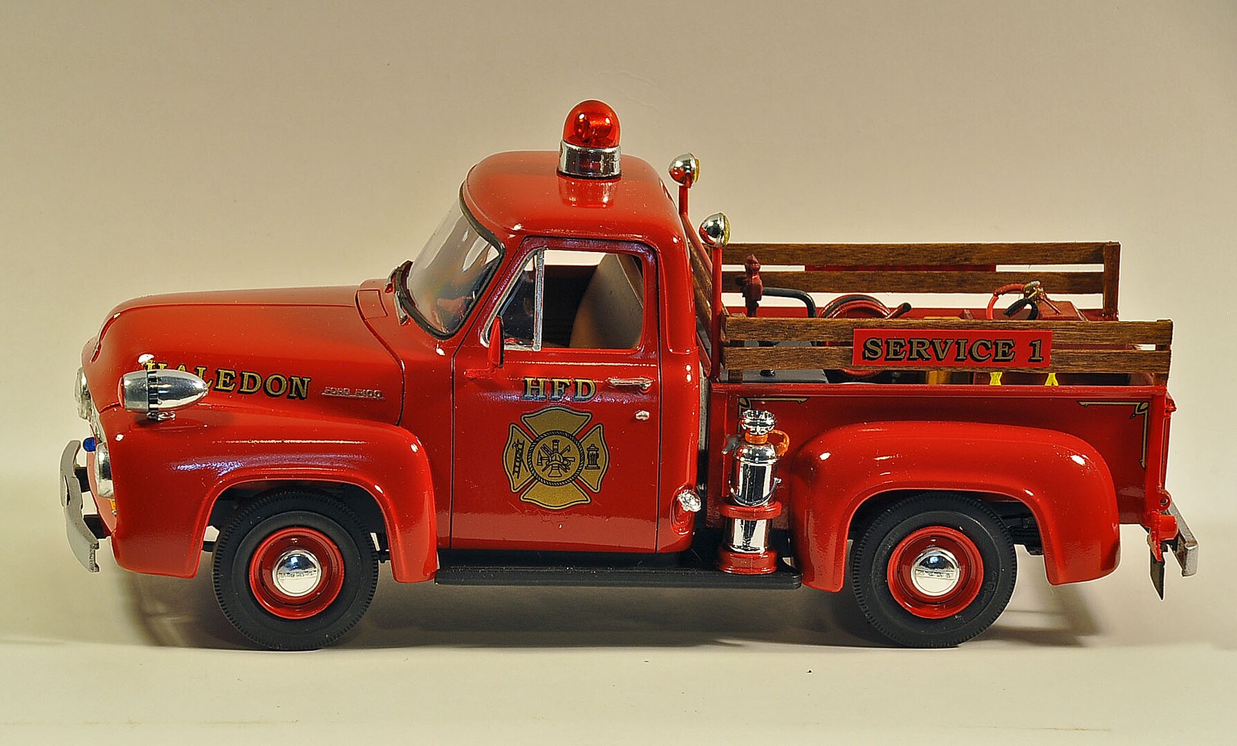 1953 Ford Pickup, Coca Cola 2T -- Plastic Model Truck Kit -- 1/25 Scale ...