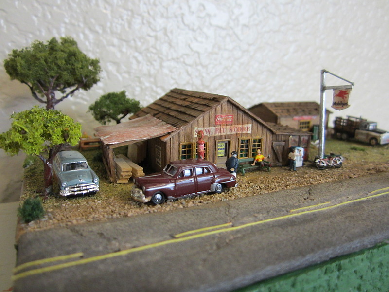 Gallery Pictures JL Saw Pit Store Model Railroad Building N Scale #320