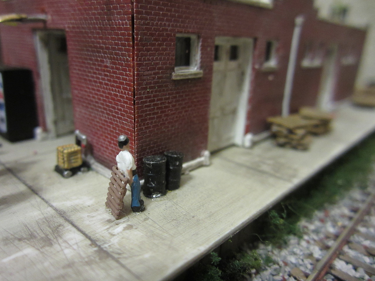 Dock Workers -- N Scale Model Railroad Figure -- #a2123 pictures by ...