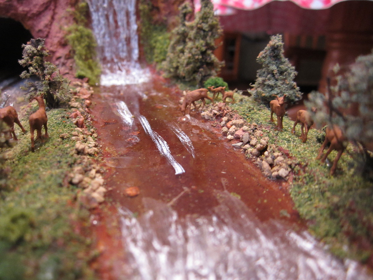 Realistic Water -- 16 oz. -- Model Railroad Mold Accessory -- #c1211 ...