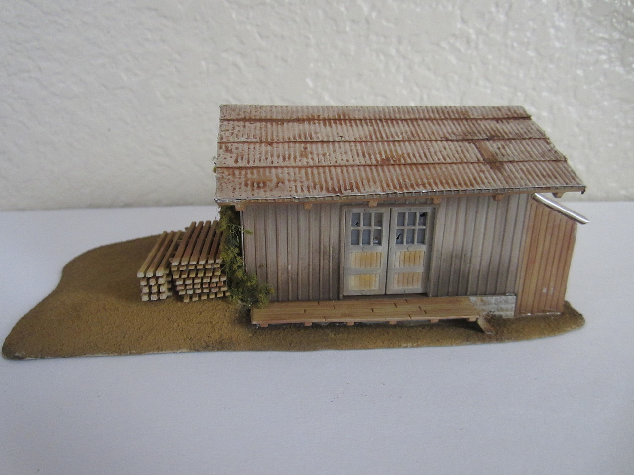 Small Freight Station Kit -- HO Scale Model Railroad Building -- #202 ...