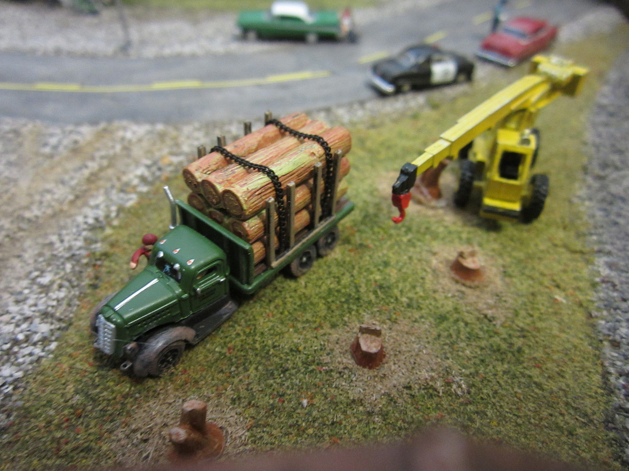 MOW Equipment Hydraulic High Rail MOW Crane -- Model Railroad Vehicle ...