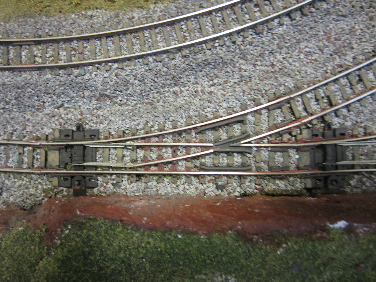 Side Mounting Turnout Motor PL 11 -- Model Train Track -- HO Scale -- # ...