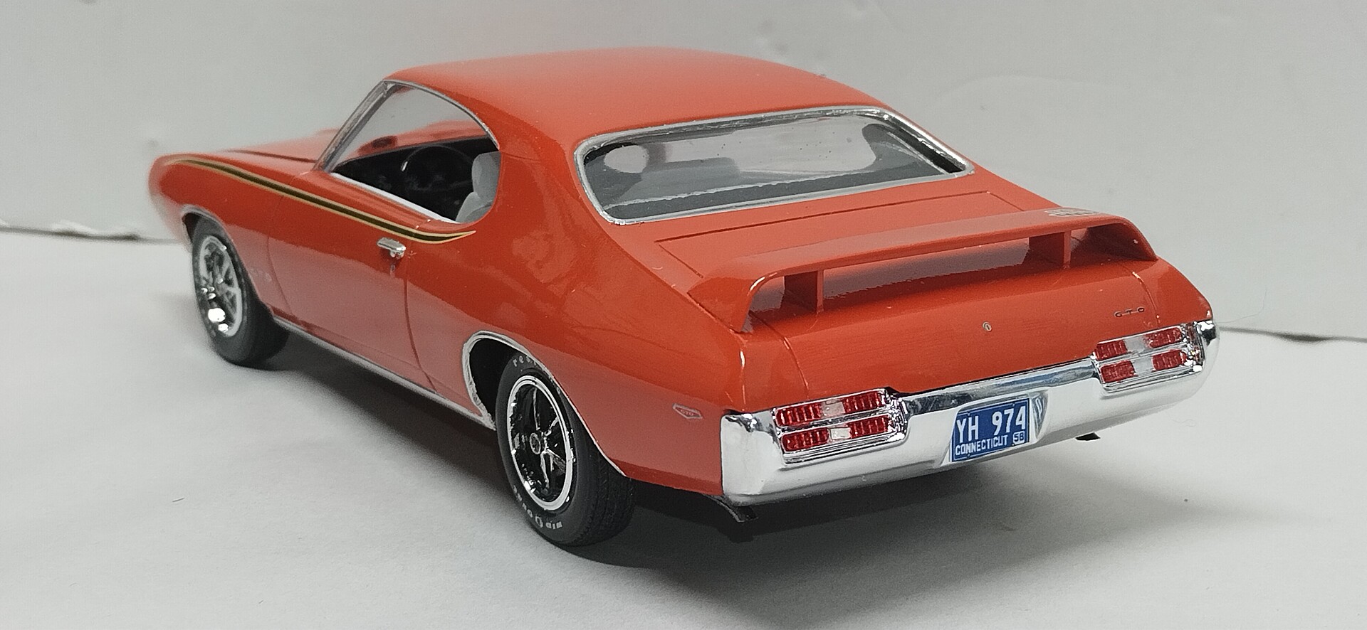 1969 Pontiac GTO -- Plastic Model Car Kit -- 1/24 Scale -- #4530 ...