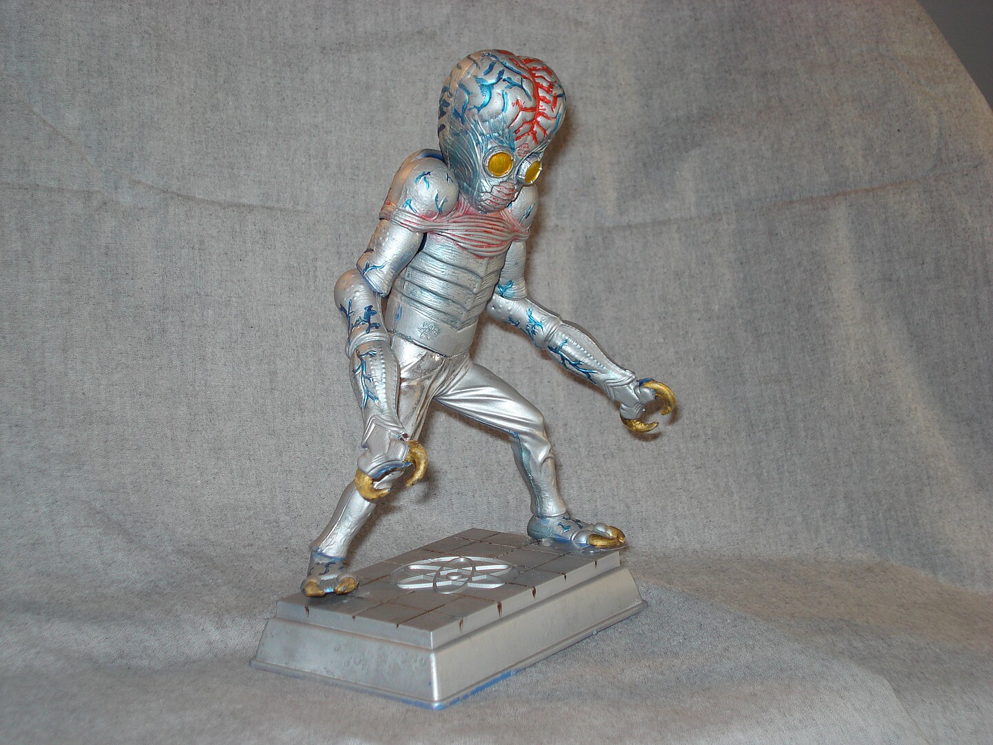 Metaluna Mutant -- Plastic Model Fantasy Figure Kit -- 1/12 Scale ...