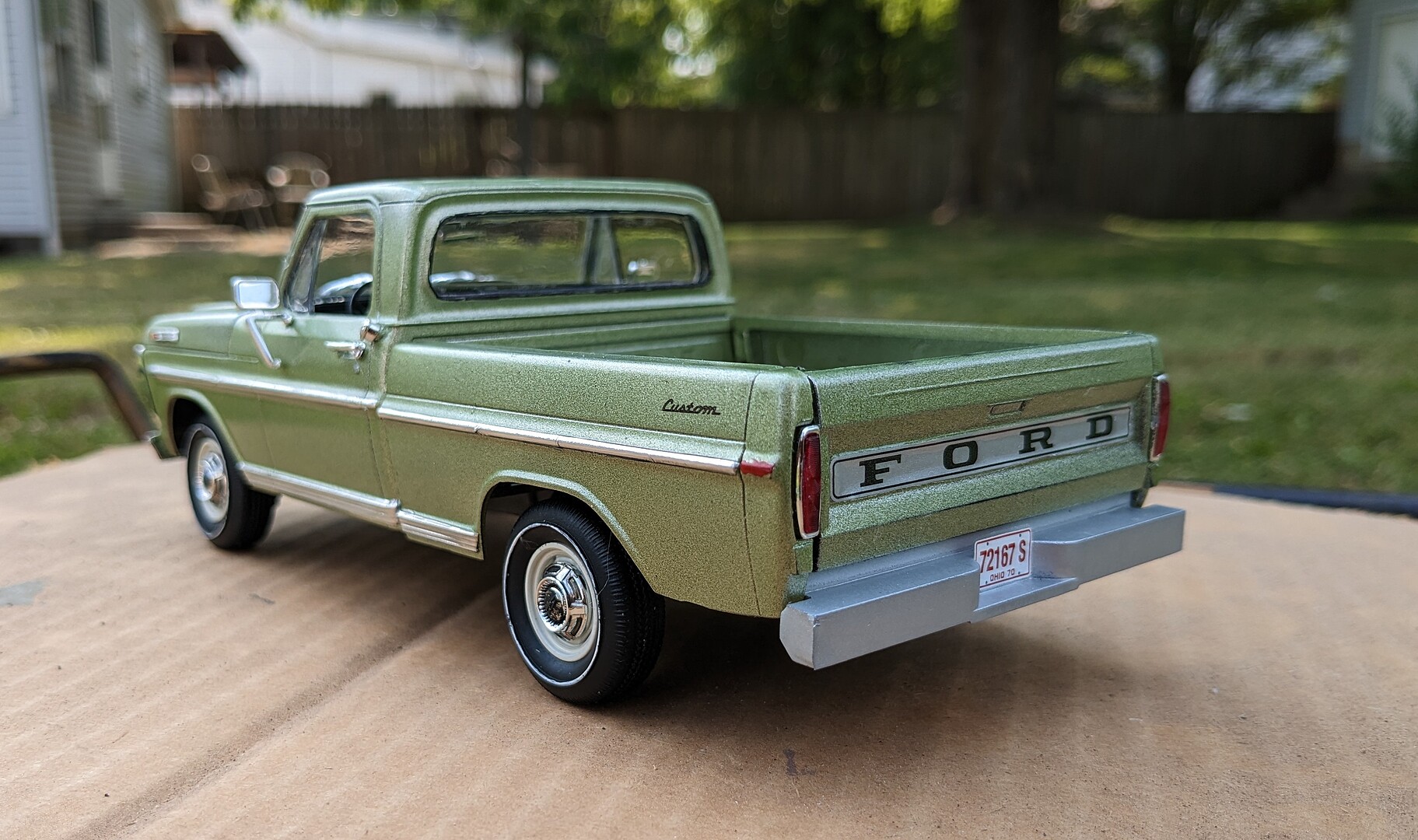 1970 Ford F100 Custom Cab Truck w/Short Bed (Ltd Prod) -- Plastic Model ...