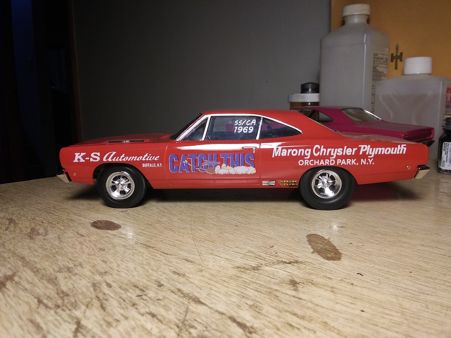 1968 Plymouth Roadrunner Customizing Car -- Plastic Model Car Vehicle ...
