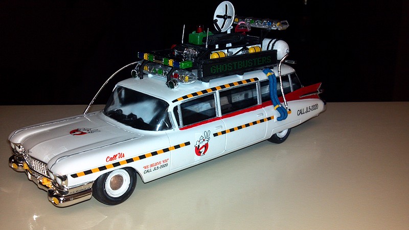 Gallery Pictures AMT GHOSTBUSTERS Ecto-1A Plastic Model Car Kit 1/25 ...