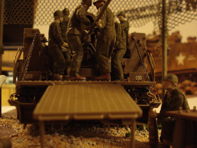 US Self-Propelled 155mm Gun M40 -- Plastic Model Military Vehicle Kit ...