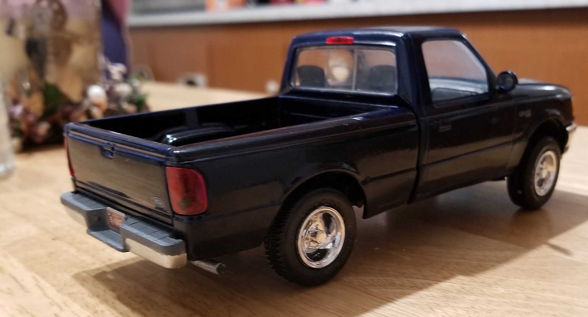 Gallery Pictures Tamiya Spray Lacquer TS55 Dark Blue 3 oz Hobby and ...