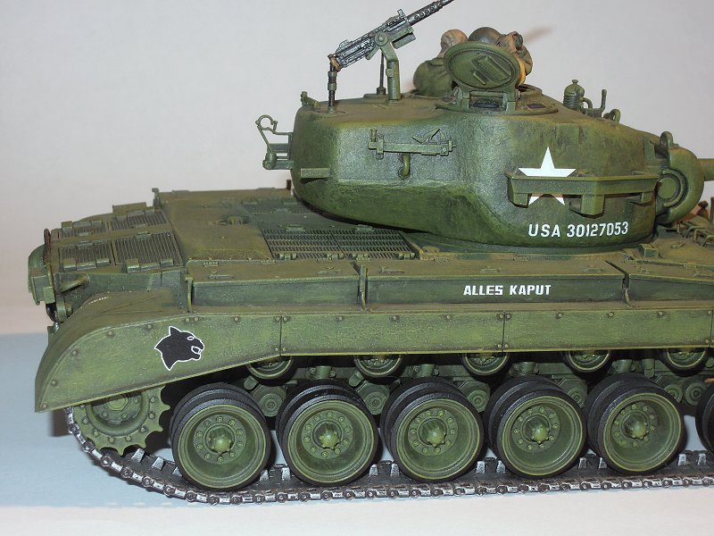 US Med Tank M26 Pershing T26E3 -- Plastic Model Military Vehicle Kit ...