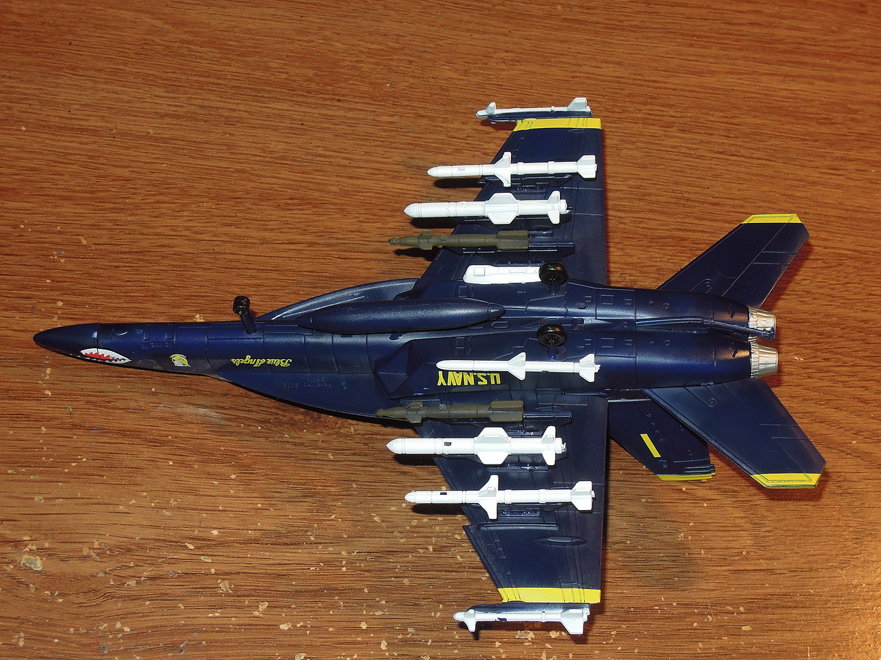 F/A-18 Super Hornet Blue Angels -- Snap Tite Plastic Model Aircraft Kit ...