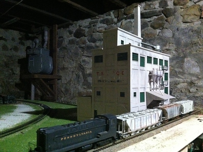 Red Wing Milling Co. - Kit - 8 x 11 x 10-3/8'' -- HO Scale Model ...