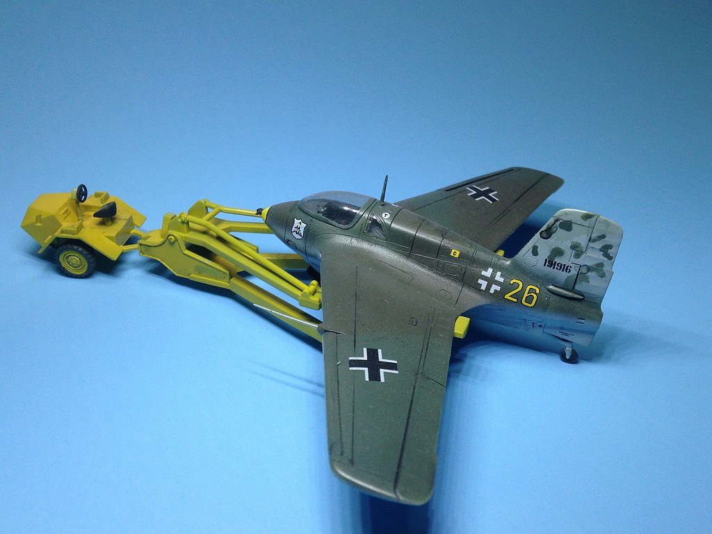 Me-163B KOMET 1-72 -- Plastic Model Airplane Kit -- 1/72 Scale ...