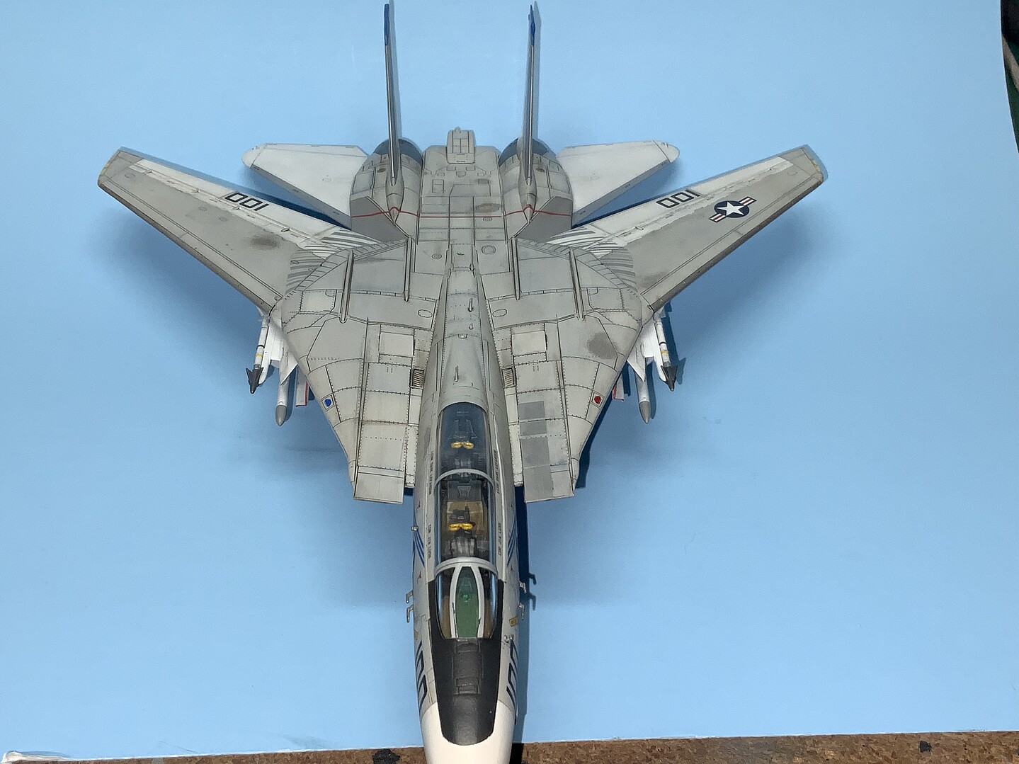 F14A VF143 Pukin Dogs USN Fighter -- Plastic Model Airplane Kit -- 1/72 ...