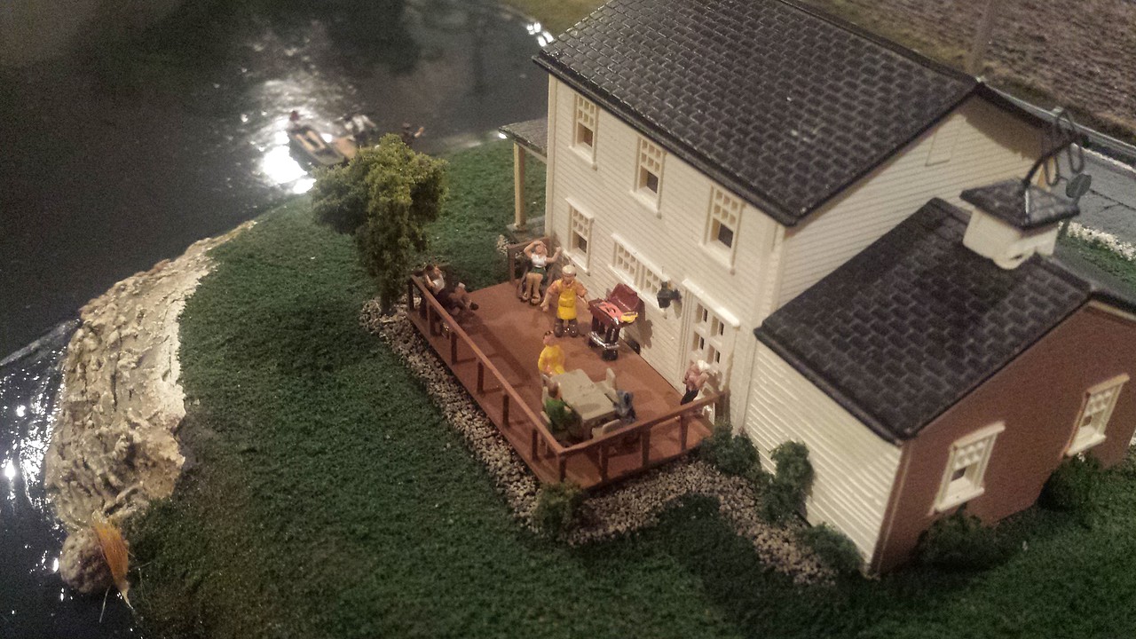 Backyard BBQ -- N Scale Model Railroad Figure -- #a2209 pictures by ...