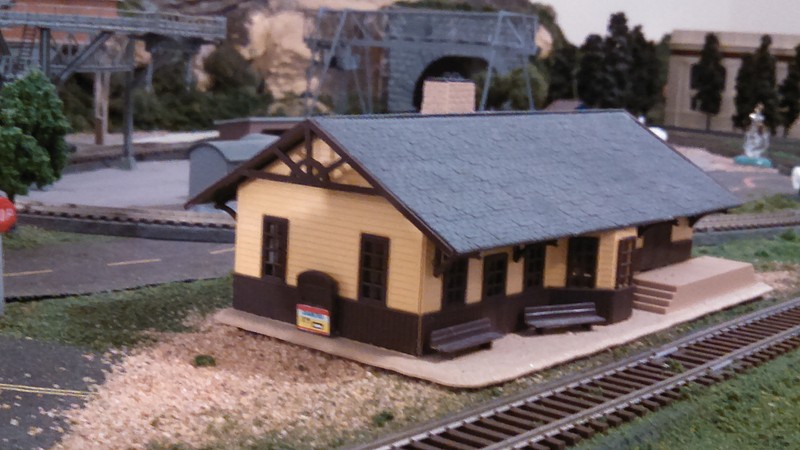Iron Ridge Station Kit -- Model Railroad Building -- HO Scale -- #904 ...
