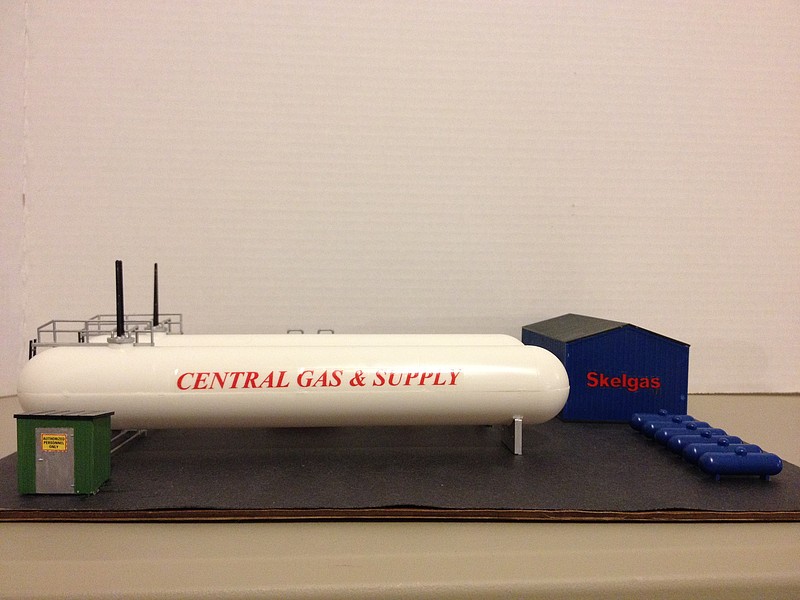 Central Gas & Supply - Kit -- HO Scale Model Railroad Building -- #3011 ...