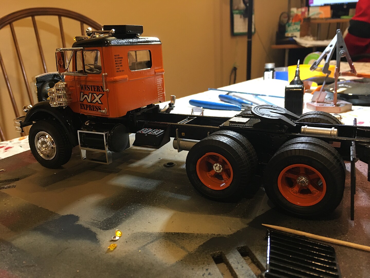 Autocar A64B Semi Tractor -- Plastic Model Truck Kit -- 1/25 Scale ...