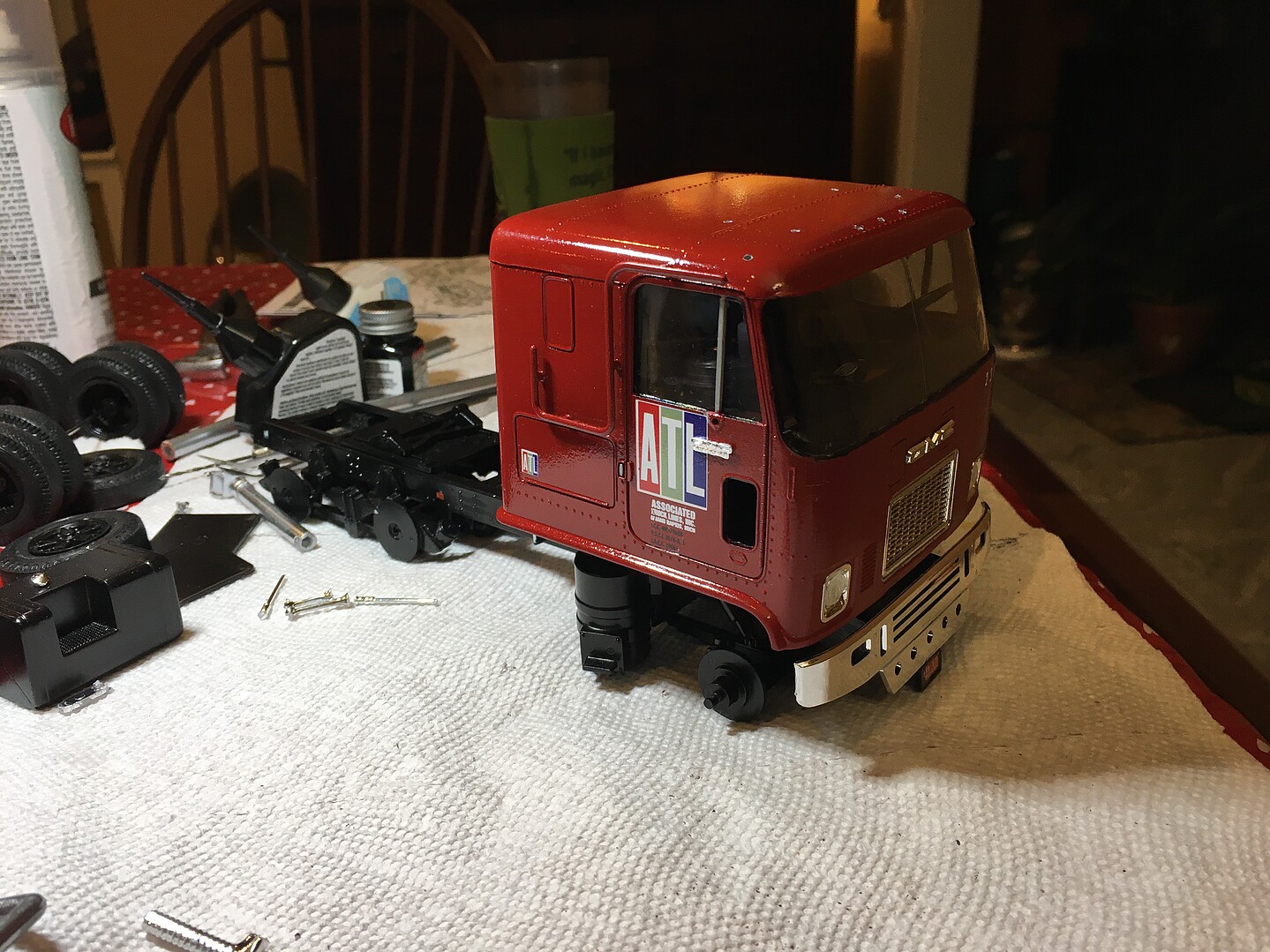 GNC Astro 95 Semi Tractor -- Plastic Model Car Kit -- 1/25 Scale ...