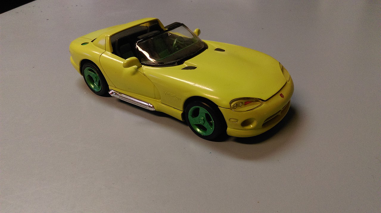 Dodge Viper RT/10 Convertible -- Plastic Model Car Kit -- 1/25 Scale ...