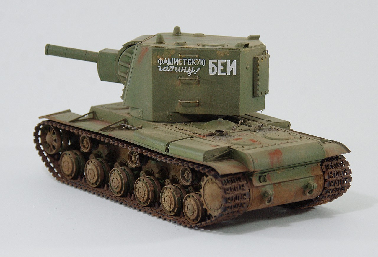 Russian KV-2 Model 1939 Big Turret Tank -- Plastic Model Military ...