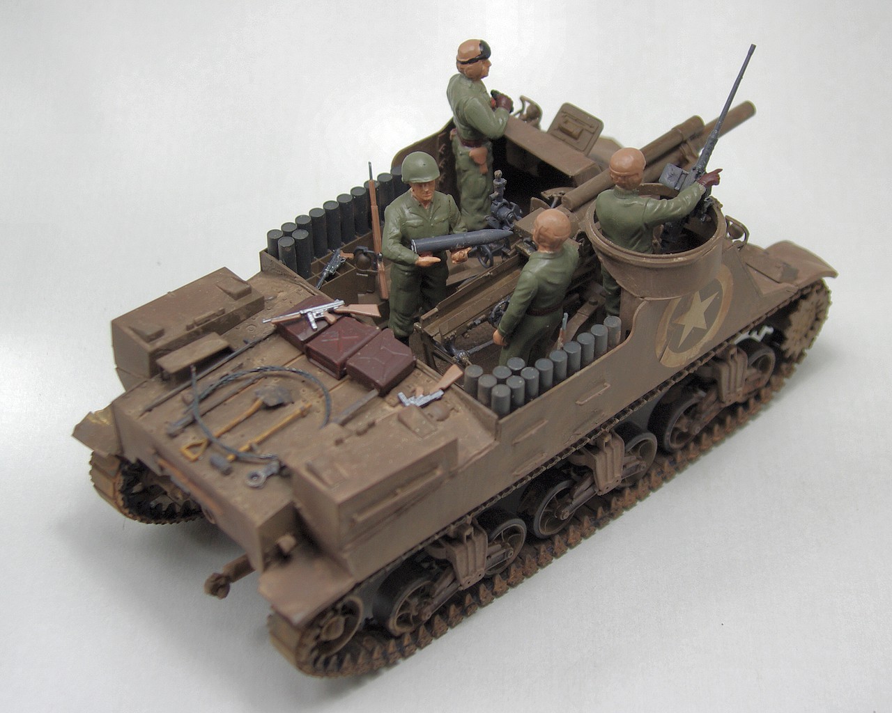 M7 Priest Early Production Smart Kit -- Plastic Model Tank Kit -- 1/35 ...